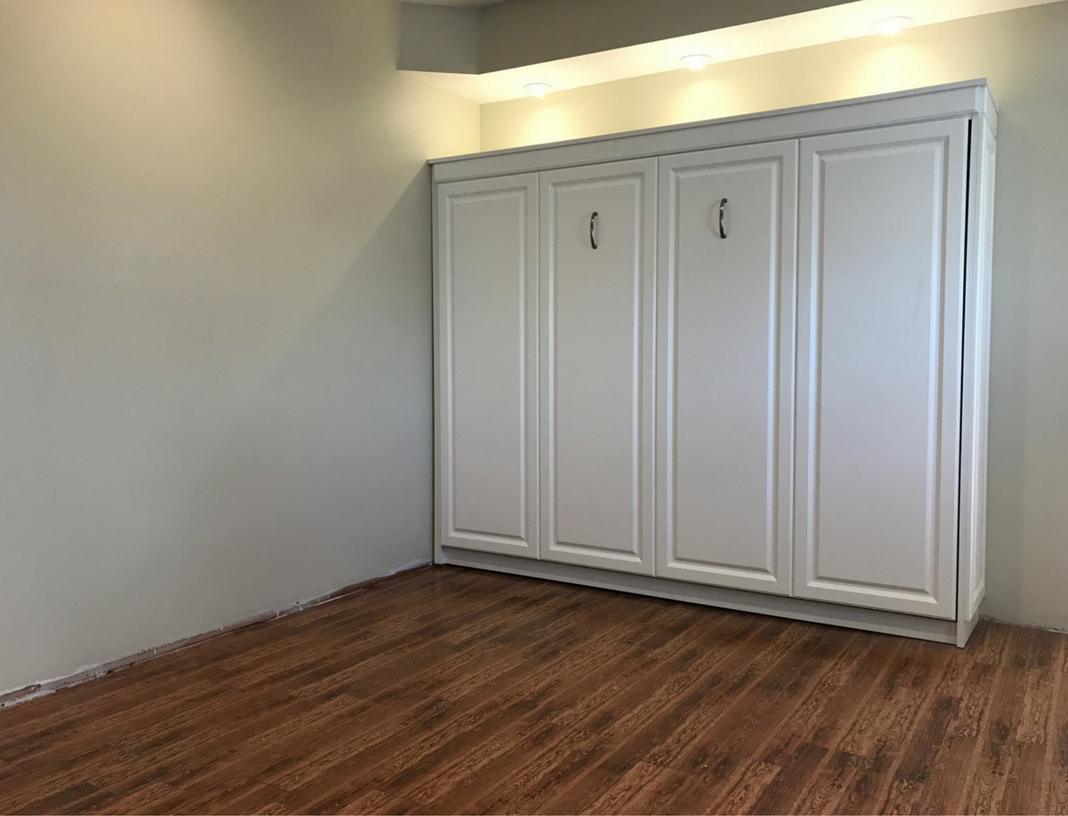 Horizontal Panel Bed